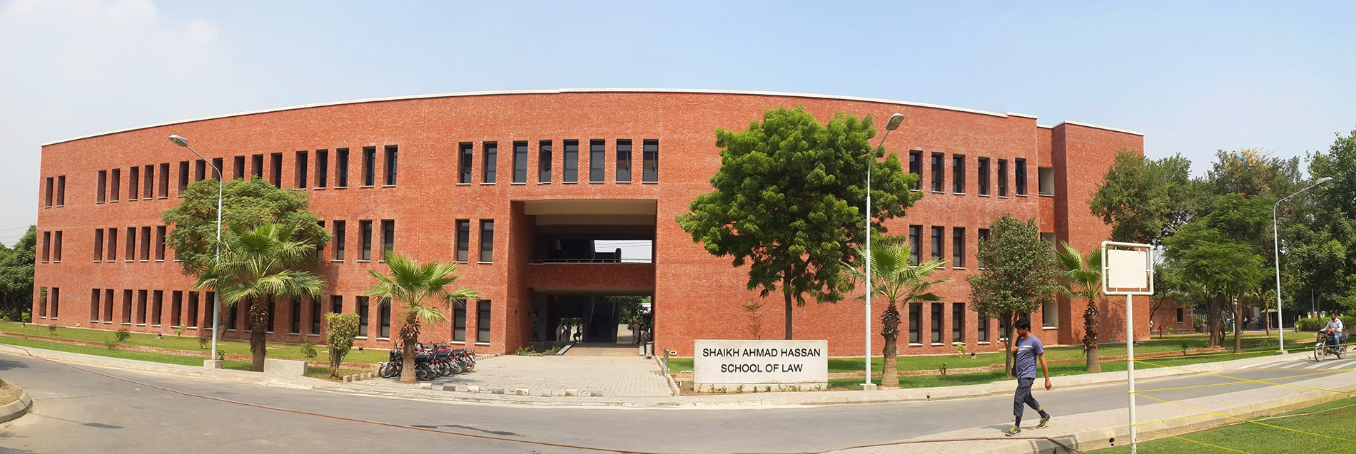 Sikander Ahmed Shah publishes an op-ed “Law and medicine” | SAHSOL